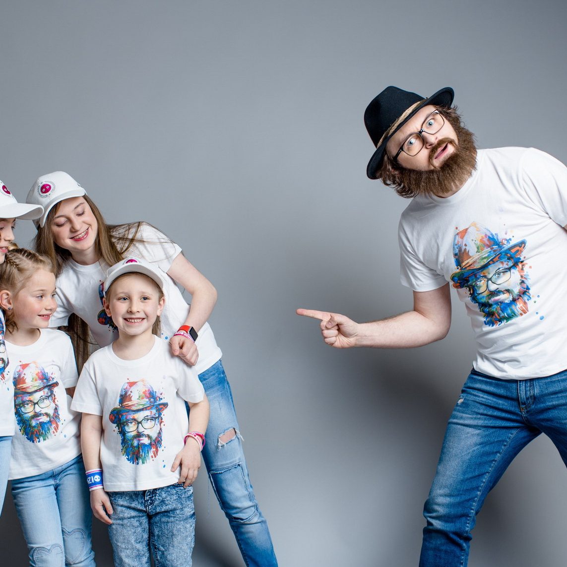 About DZIDZIO - Dzidzio